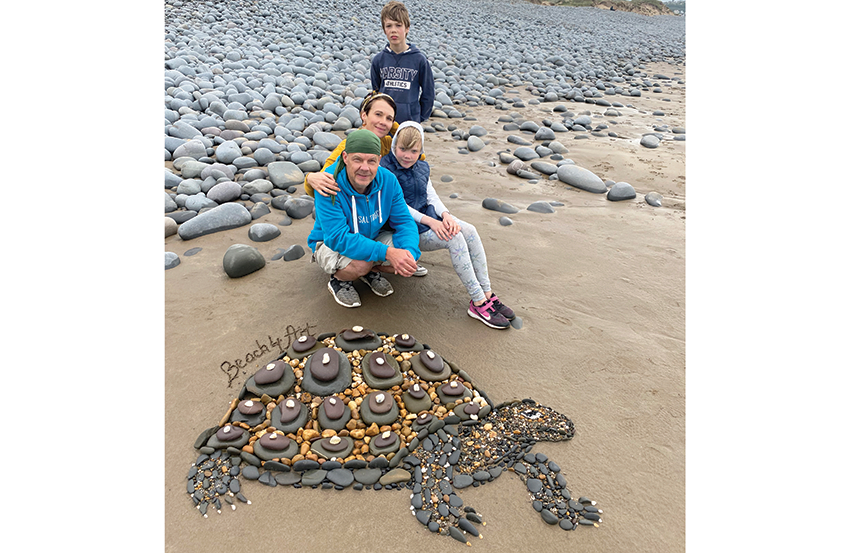 Ieva Šļare, pludmales gleznu veidotāja