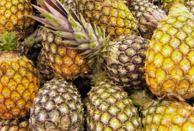 Devītklasniekiem problēmas ar vārdu "ananass"